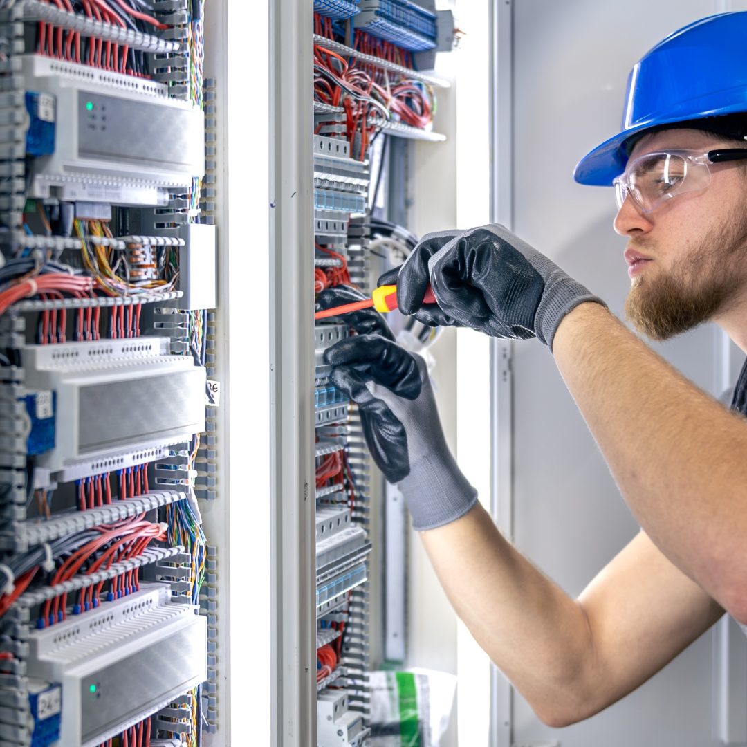 Electrical Apprenticeships Adelaide | Apprentice Electrician | GTO